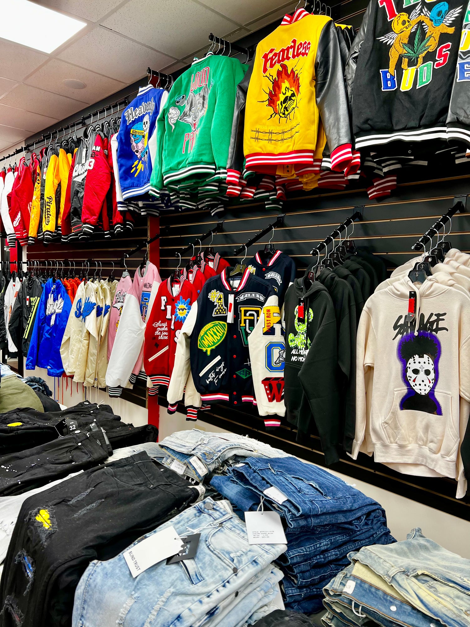 ABOUT US – Underground Clothing